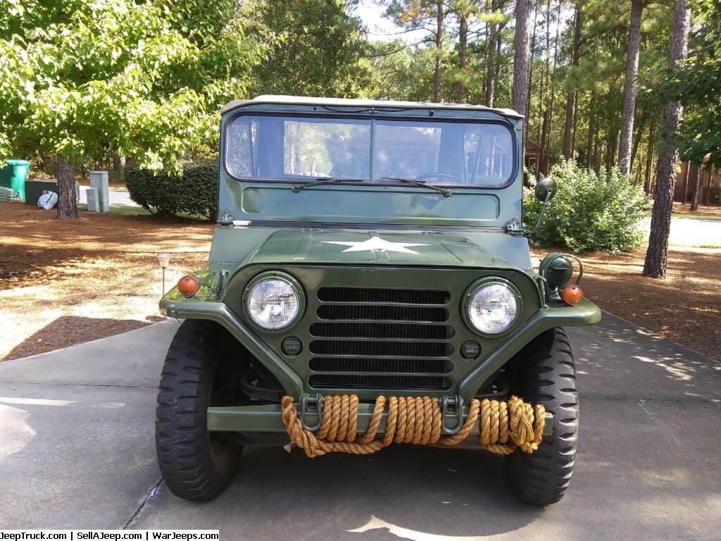 1967 M151A1 8